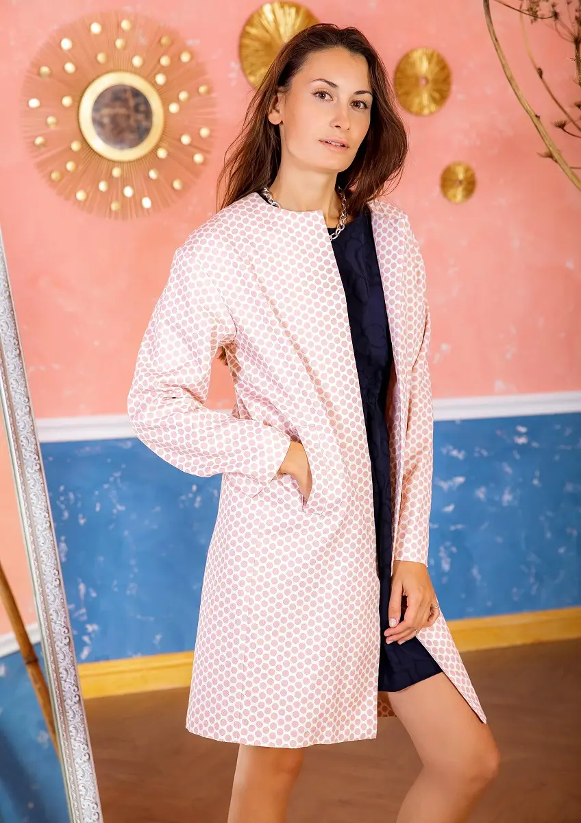London women's light spring coat sewing pattern + video tutorial - Fabrico