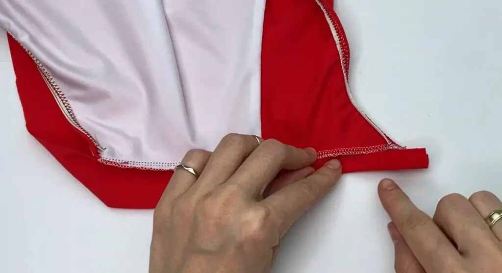 Arizona swimsuit sewing tutorial - Fabrico