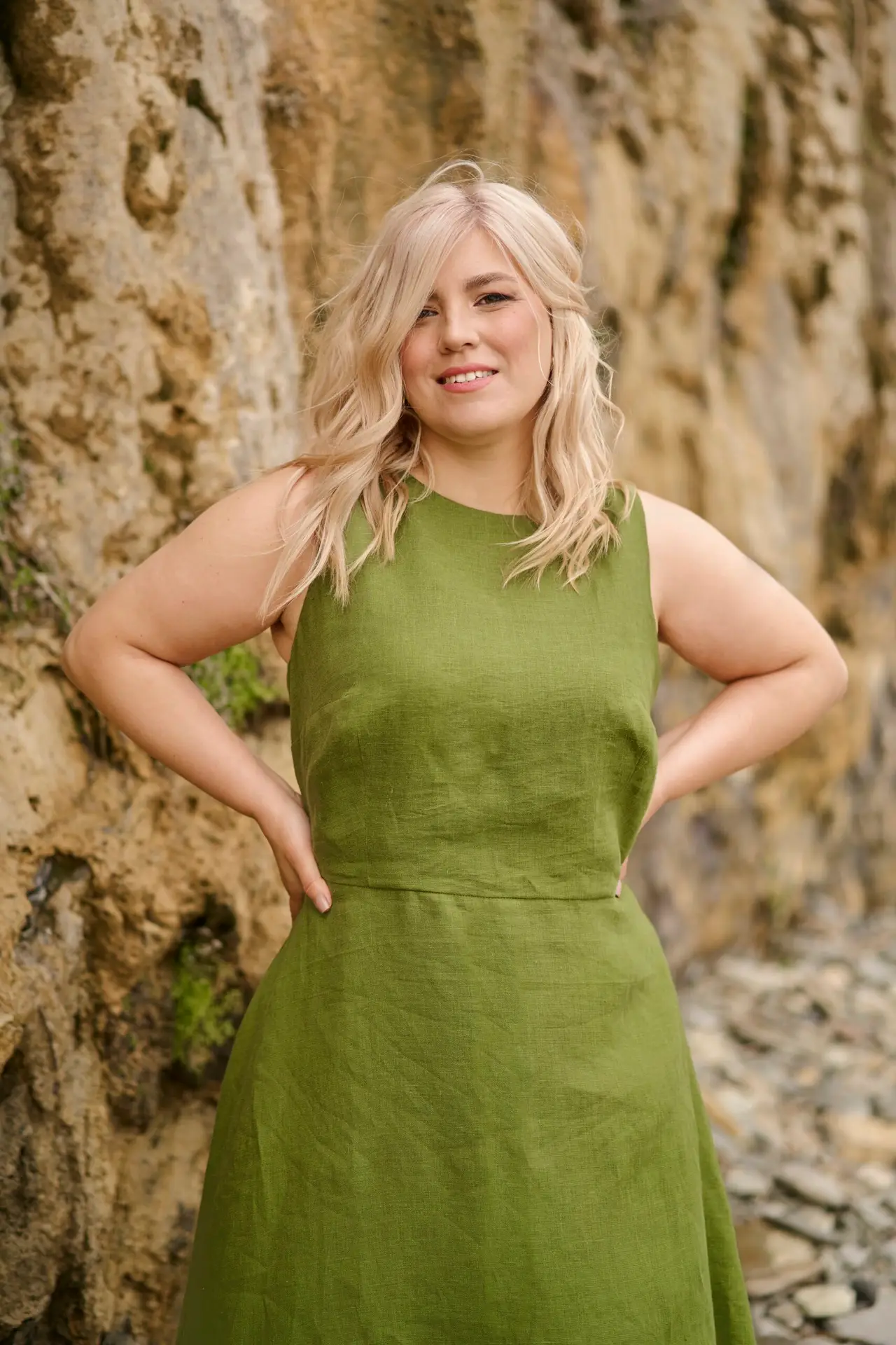 Kiwi women's dress sewing pattern + video tutorial - Fabrico