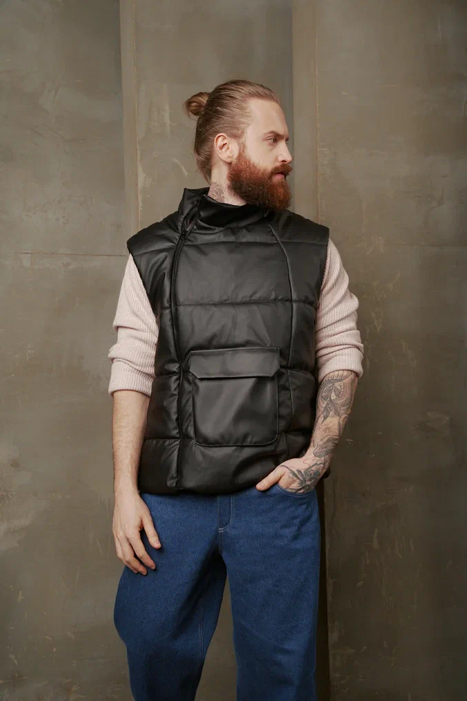 Svetloyar men's vest sewing pattern + video tutorial - Fabrico